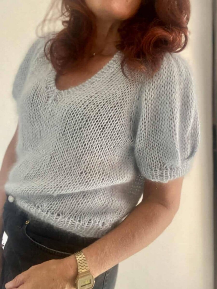 Mega Vibe Tee af Knit Your Vibe, garnpakke